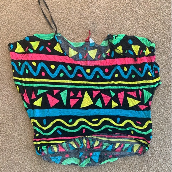 H&M | Tops | Funky 8s Crop Top | Poshmark